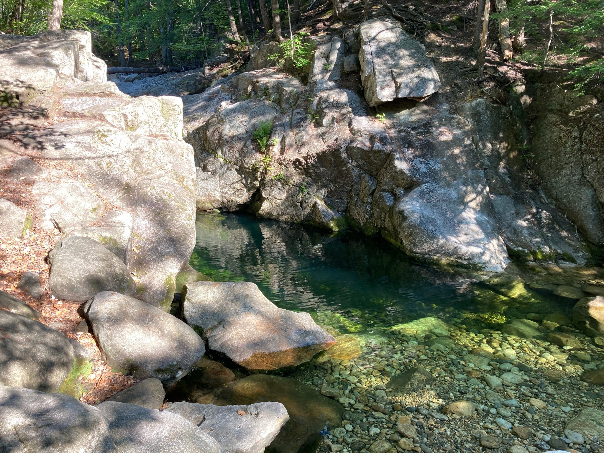 Emerald Pool – Hiking in Maine